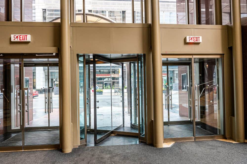 Complete Entrance System_5888_1500 series and swing doors - CJ Rush